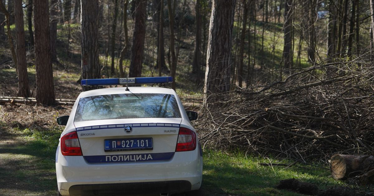 Fotografije sa mesta horora u Valjevu! Ovde je nađeno spaljeno telo policajca: Ceo reon pod ...