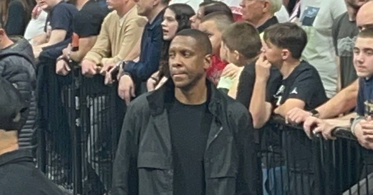 Nećete verovati ko je došao da gleda meč Zvezda - Real, ovo niko u hali ...