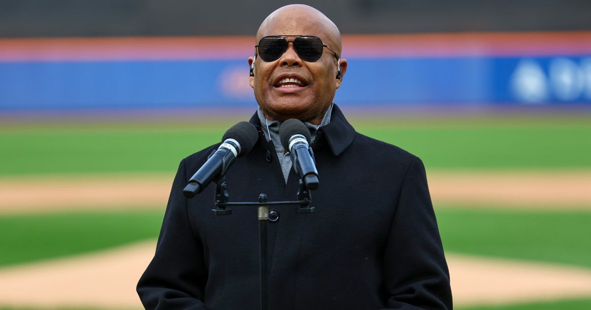 Popularni pevač pronađen mrtav u ruševinama noćnog kluba: Pevao da bi ...