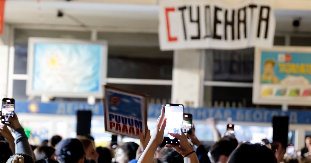 Nastavljena blokada RTS: Opet nije emitovan Jutarnji program, Takovska i Ilije Garašanina ...