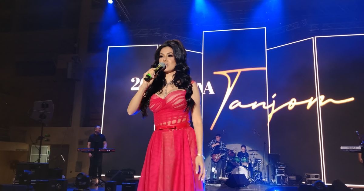 "Moje Smederevo sija kao zlatnik!" Tanja Savić svojim najvećim hitom ...