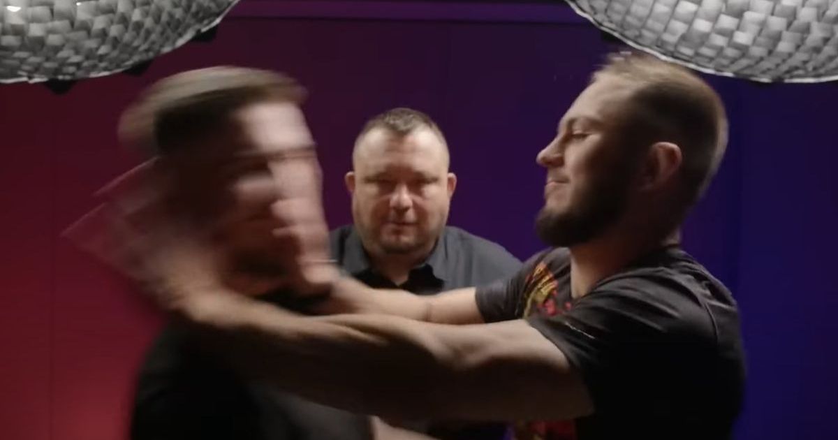 Potpuni haos na suočavanju Bojkovića i Janičića! Crnogorac nasrnuo na ...