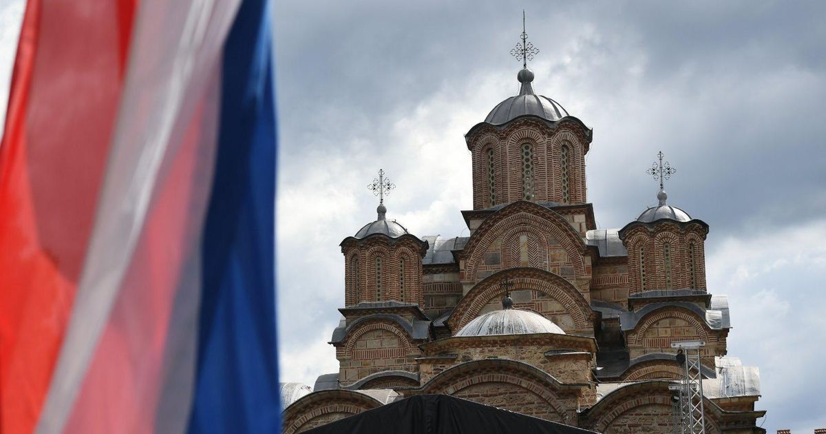 Gračanica: Zaposleni u institucijama 6. dan protestuju u znak podrške ...