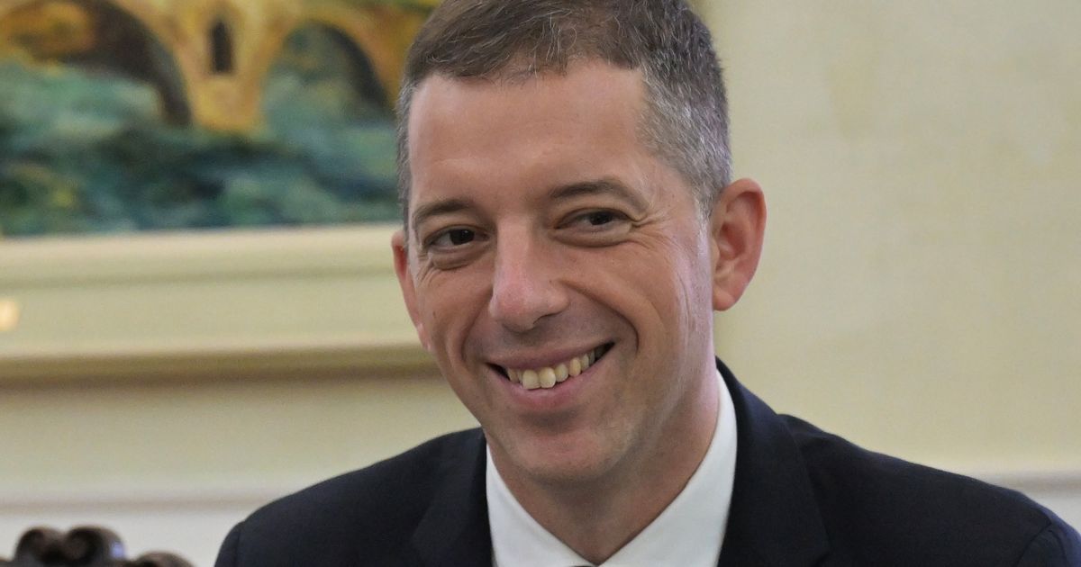 Minister Djuric organizes lunch, visit and tour of Topola and Oplenac ...