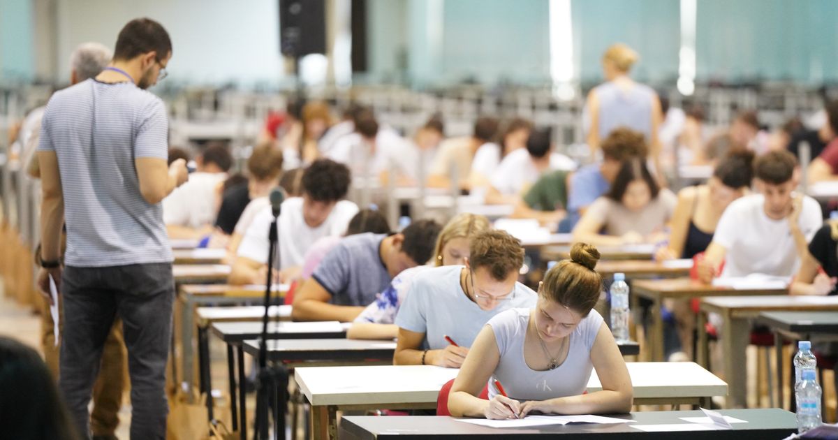 Danas počinju prijemni ispiti za upis na Fakultet organizacionih nauka - Vesti - Telegraf.rs