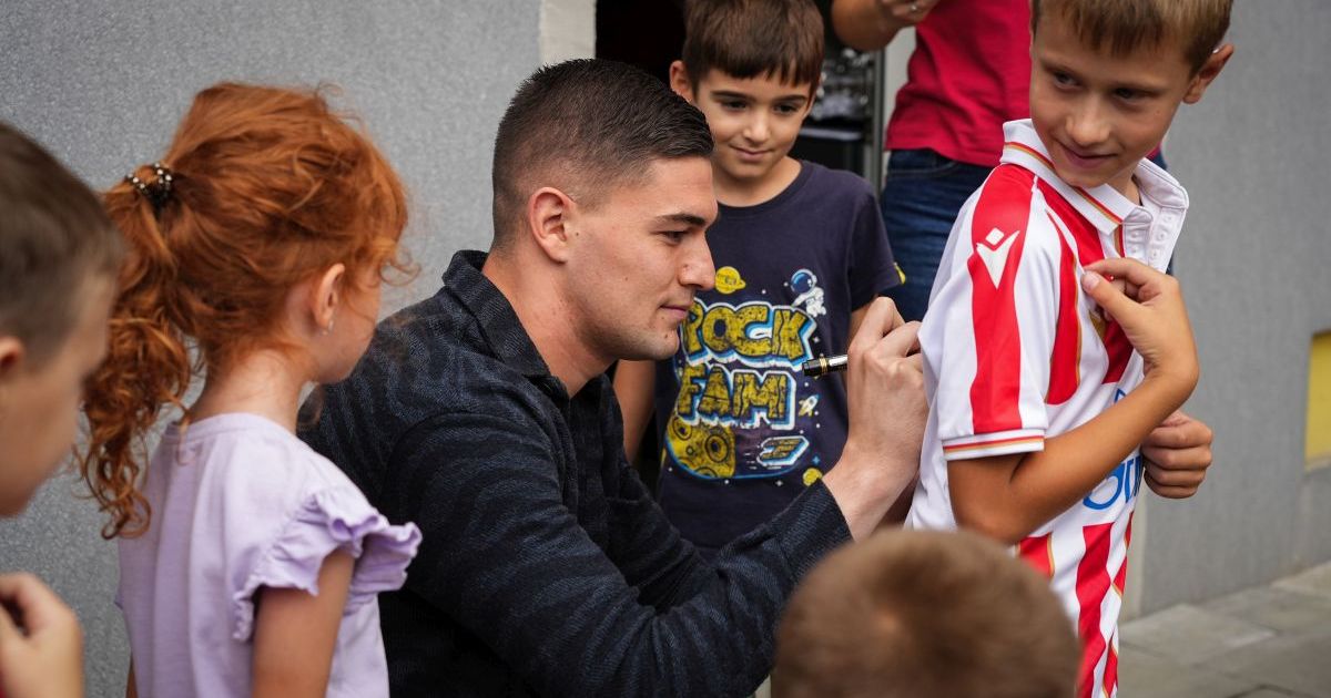 ŠTO NE MOŽE NIKO, MOŽE GUTI – Mladi golman Zvezde Ivan Guteša širi ...