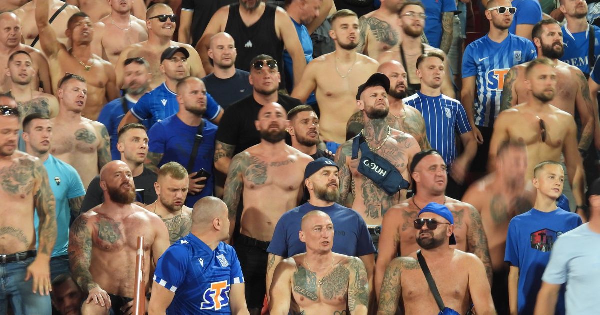 Huligani Dinamo Kijeva likuju zbog haosa Delija i navijača Leha ...