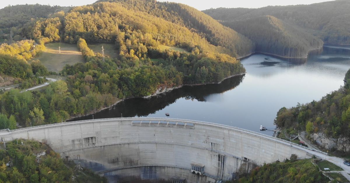Užičani na udaru, napunite posude: Ceo grad ostaje bez vode zbog kvara na glavnom cevovodu ...