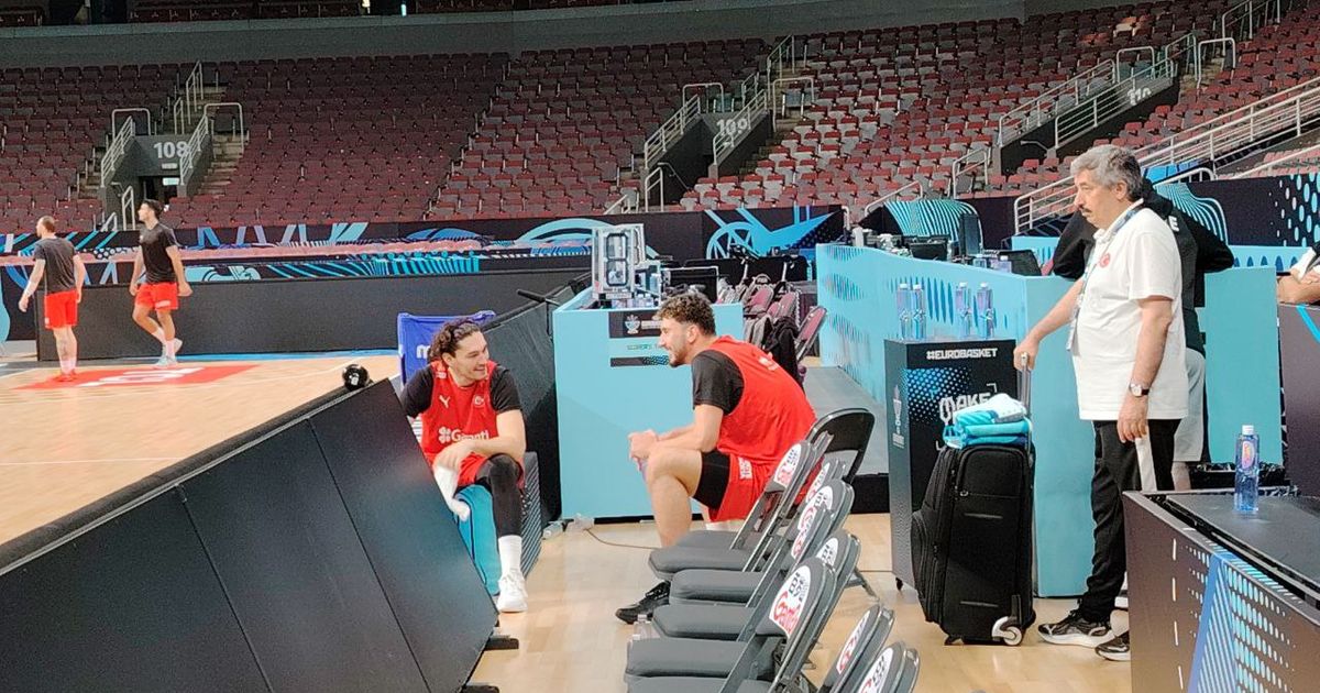 Ušli smo na trening Turske pred Srbiju: Sedeljka Osmana i Bejbi Jokića ...