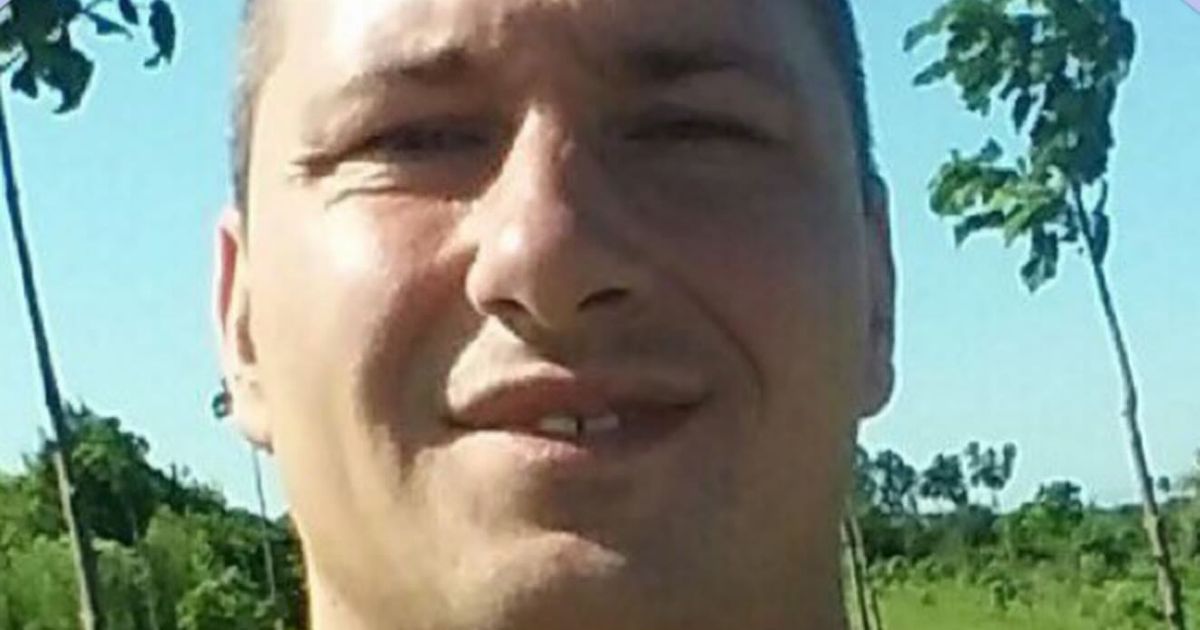 Isplivale šokantne fotografije ubijenog navijača iz Novog Sada: Ljudi ne veruju s kim je u ...