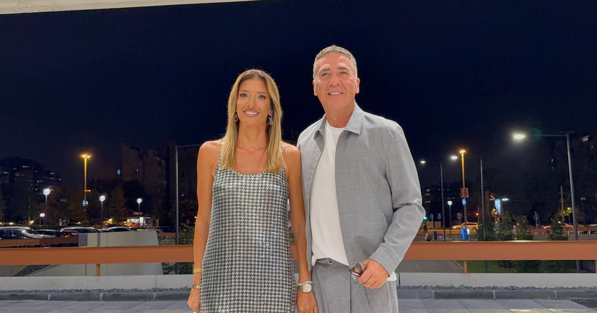 Joksimovići među poslednjima došli na žurku! Uparili stajlinge: Jovana u svetlucavom miniću ...