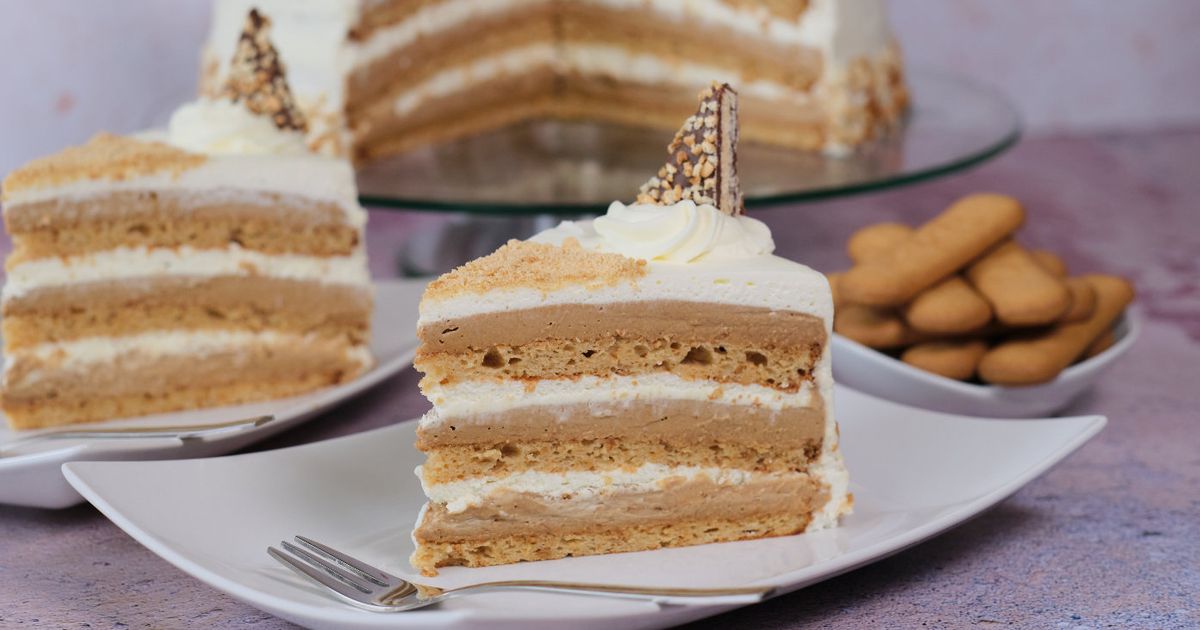 Plazma torta koja miriše na detinjstvo: Najsladji rođendanski klasik ...