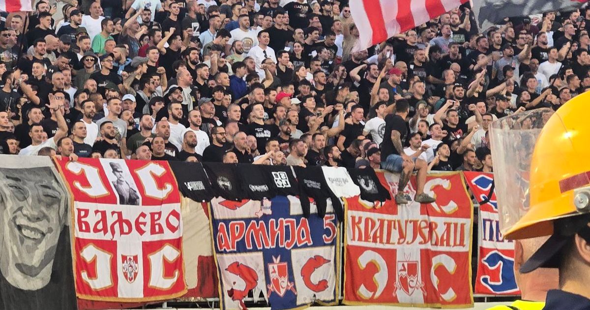 Delije otele obeležje Grobarima u Humskoj: Pohvalili se na severu pred ...