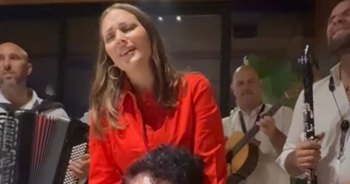 Aleksandra Prijović otkrila omiljenu pesmu koju uvek poručuje u kafani ...