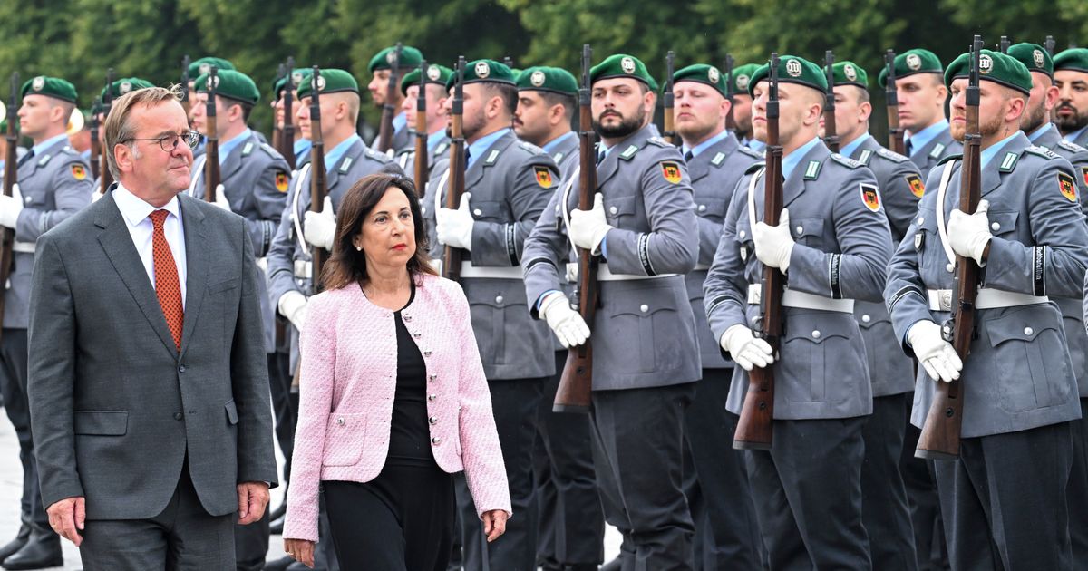 Nova drama na nebu: Avion sa ministarkom imao problem sa GPS-om iznad Evrope! - Vesti - Telegraf.rs