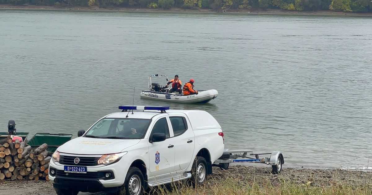 Pojavio se mokar, pa rekao da je pokisao: Jedan od Kineza posle nesreće ...