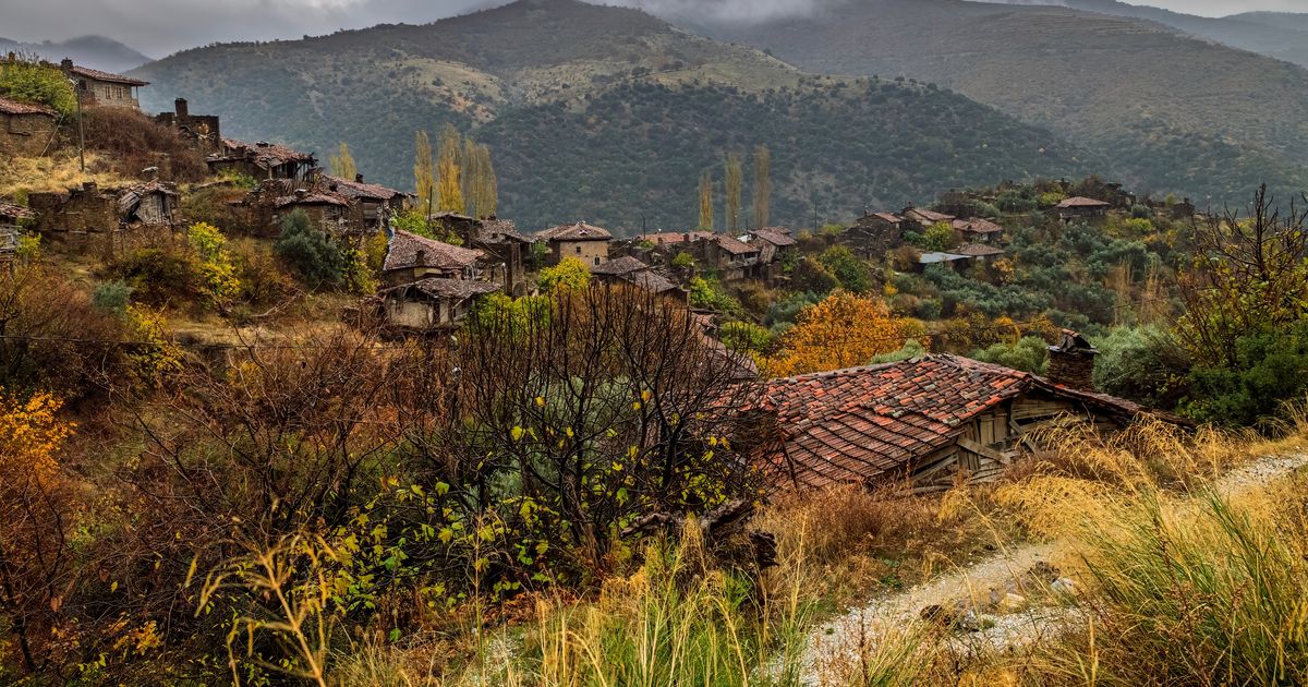 Kažu da je ovo selo ukleto: Njegovi stanovnici su misteriozno umirali ...