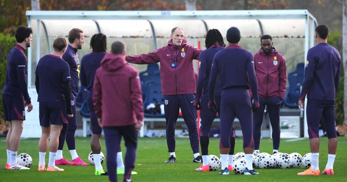 Englezi se u specijalnim patikama pripremaju za meč sa Srbijom: Tuhel ostao u čudu kad je video ...