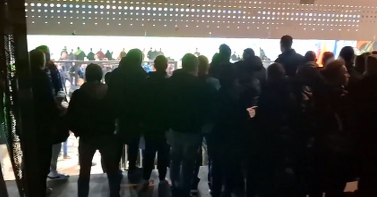 Isplivao snimak tuče navijača tzv. Kosova i policije: Sve zbog toga što ...