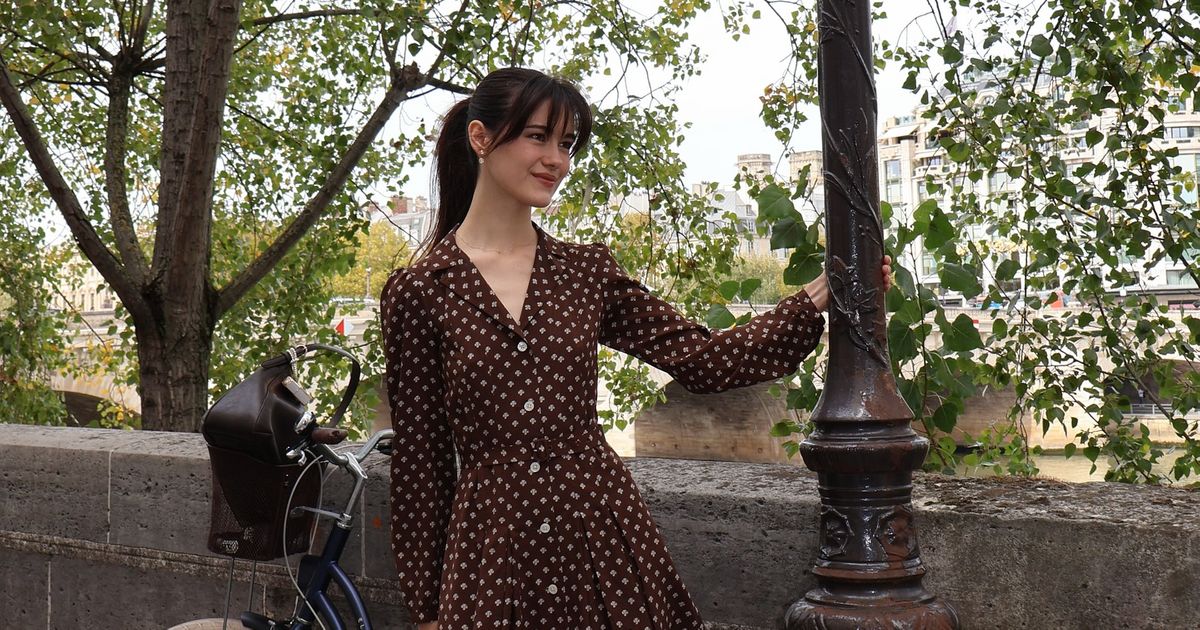 Svi žele ove čizme: Prolaznici nisu mogli da skinu oči sa Tiktokerke ...