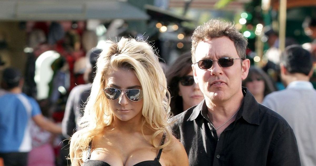 Sa 16 godina udala se za poznatog glumca koji je imao 50: Tek sada otkrila sav pakao kroz koji ...