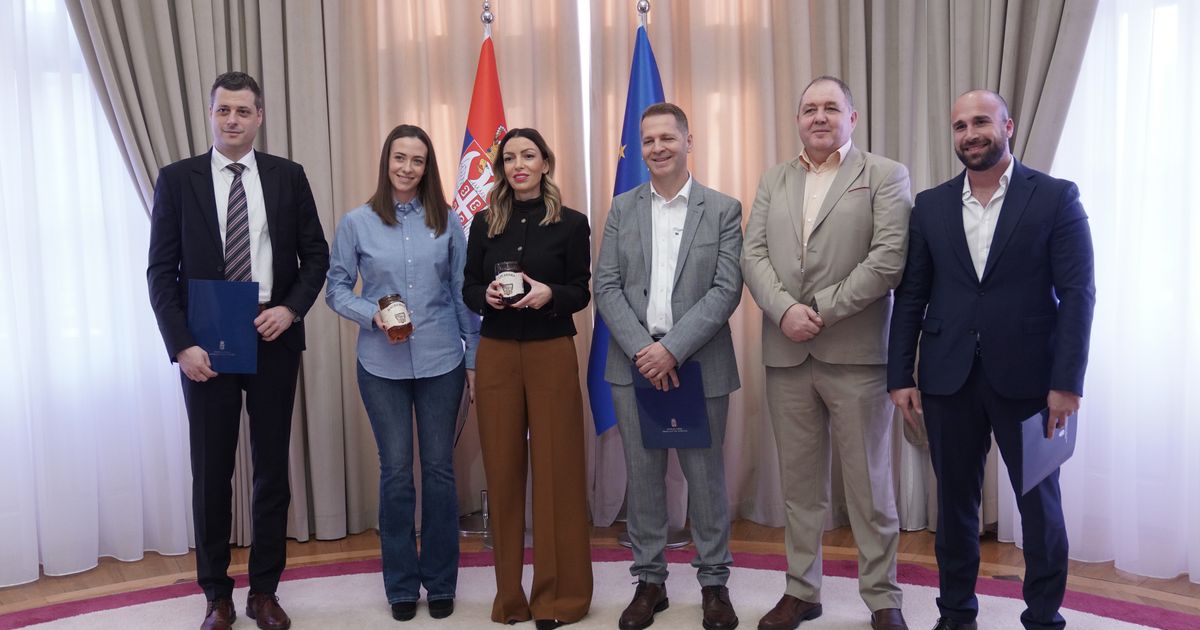Ministarka Mesarović dodelila rešenja o bespovratnim sredstvima za ...
