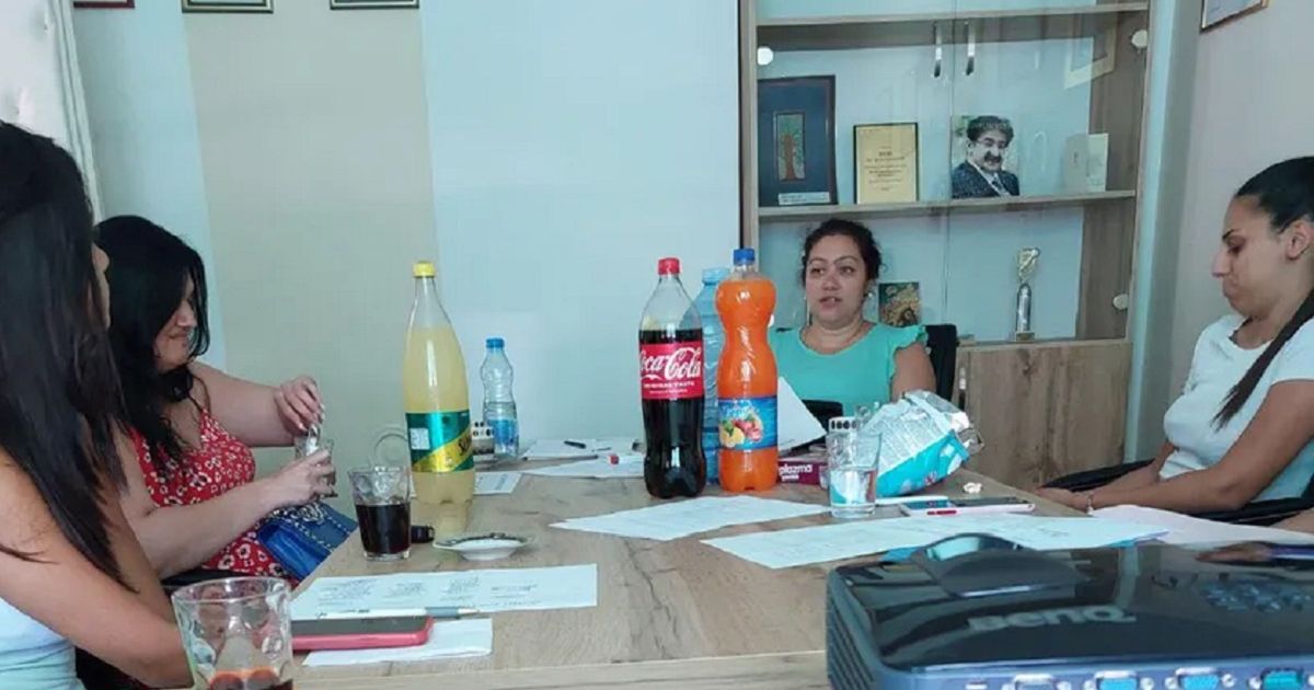Vidljive, povezane, osnažene: Kako internet menja živote mladih ...