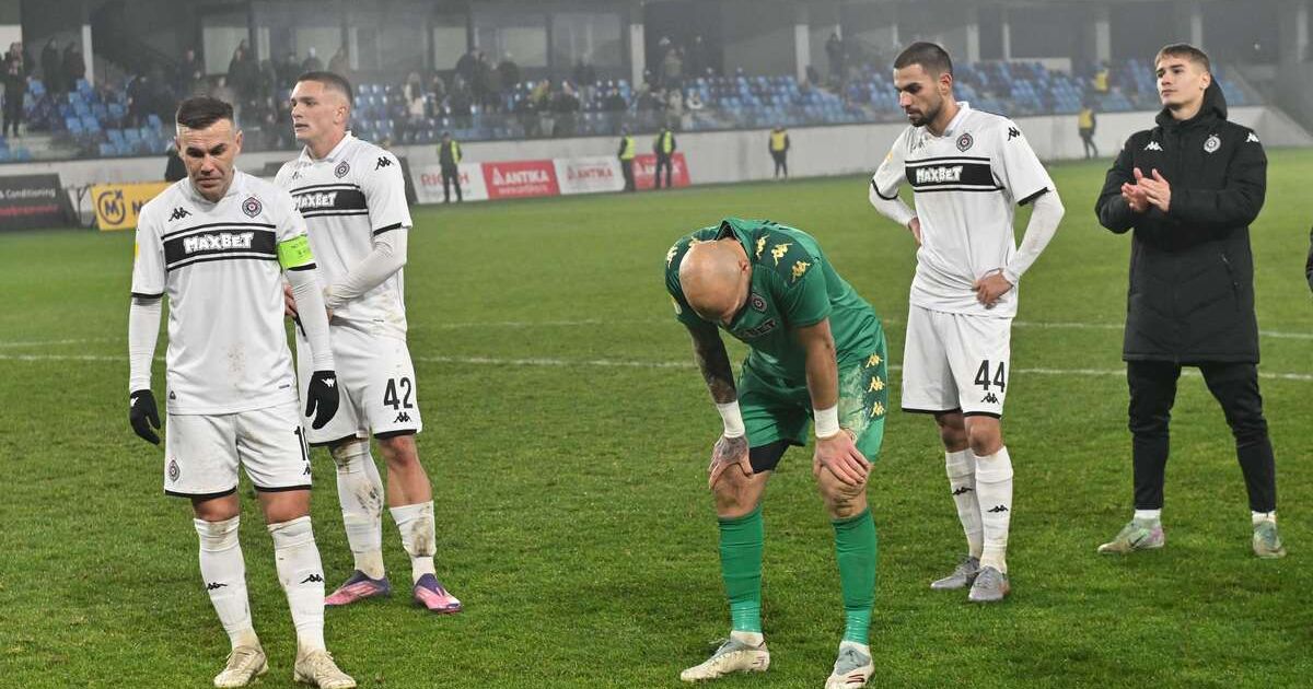 Partizanu gori pod nogama: Još 24 sata do isteka roka, crno-belima ...