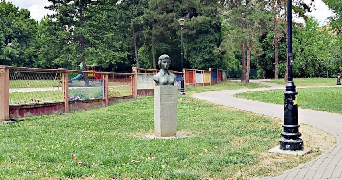 Skandal u Kraljevu: Oborena bista prve žene narodnog heroja! Preživela ...