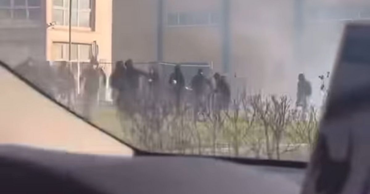 Nisu se sukobili samo Grobari i Delije: Pojavio se snimak tuče Invalida ...
