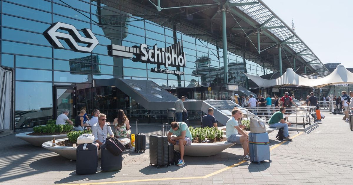 Incident na najvećem aerodromu u Holandiji: Šokirani putnik u toaletu ...