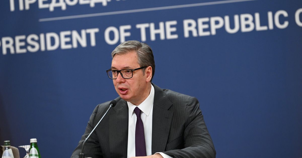 "Laži širi Kavački klan": Vučić demantovao da je njegov brat vlasnik ...