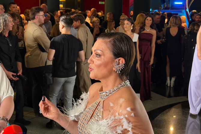 Nina Badrić zadobila povredu na nastupu, odmah se oglasila: "Publika ...