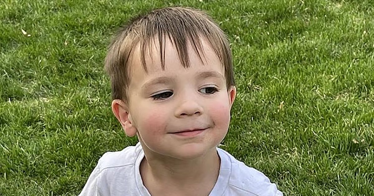 Dečak nasmrt pretučen dok je branio mamu od nasilnog dečka: Ona zbog ...