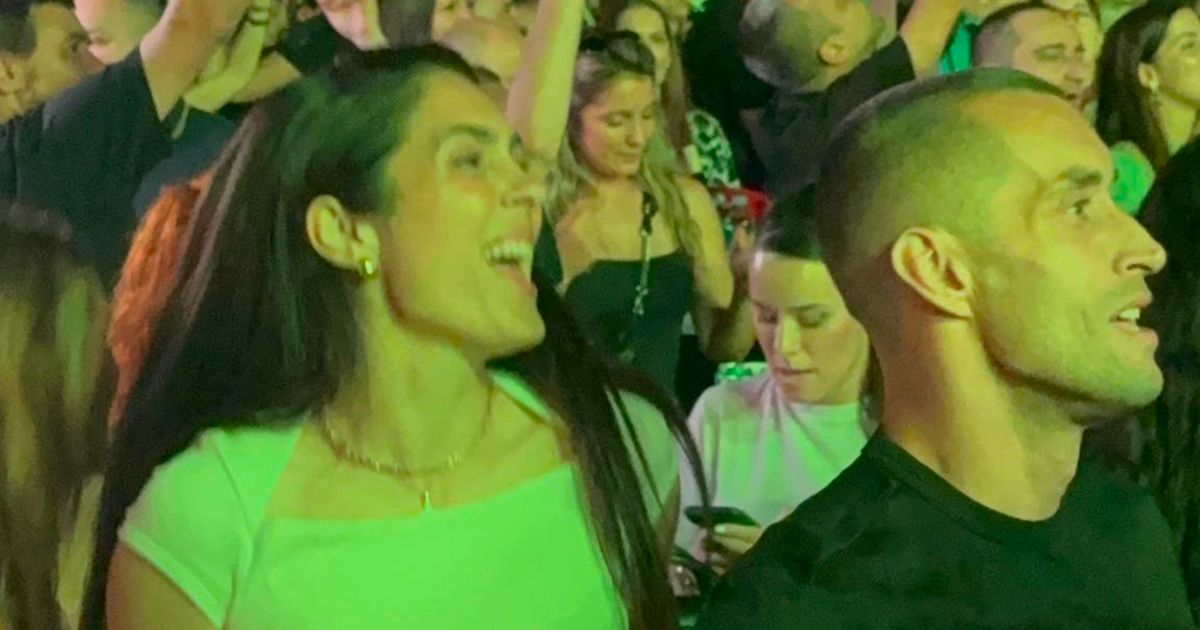 Milica Mandić sa mužem uživa u hitovima devedestih, opustili se kao ...