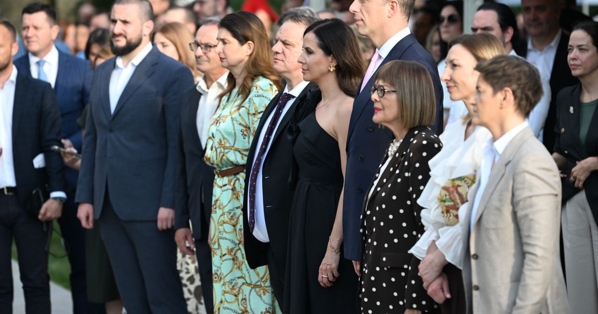 Britanska ambasada u Beogradu organizovala proslavu rođendana kralja ...