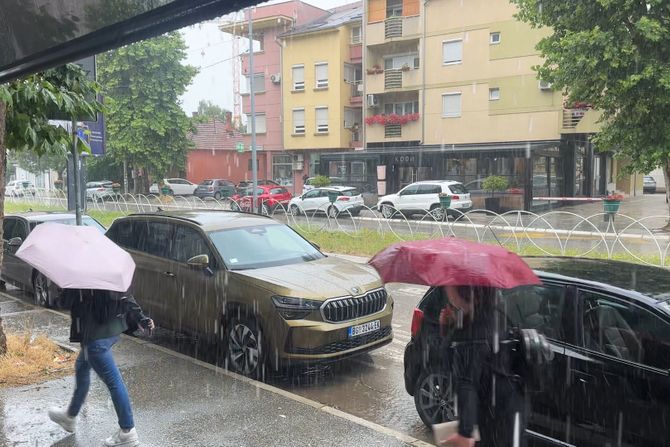 Potop nakon tropskog talasa: Ulice pod vodom u zapadnoj Srbiji, evo šta ...